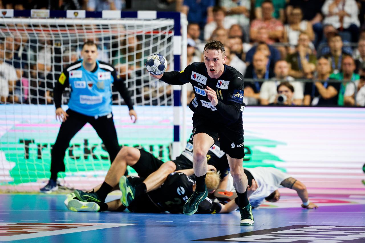 Se danske stjerners vilde målshow – Berlin tager vigtig sejr!